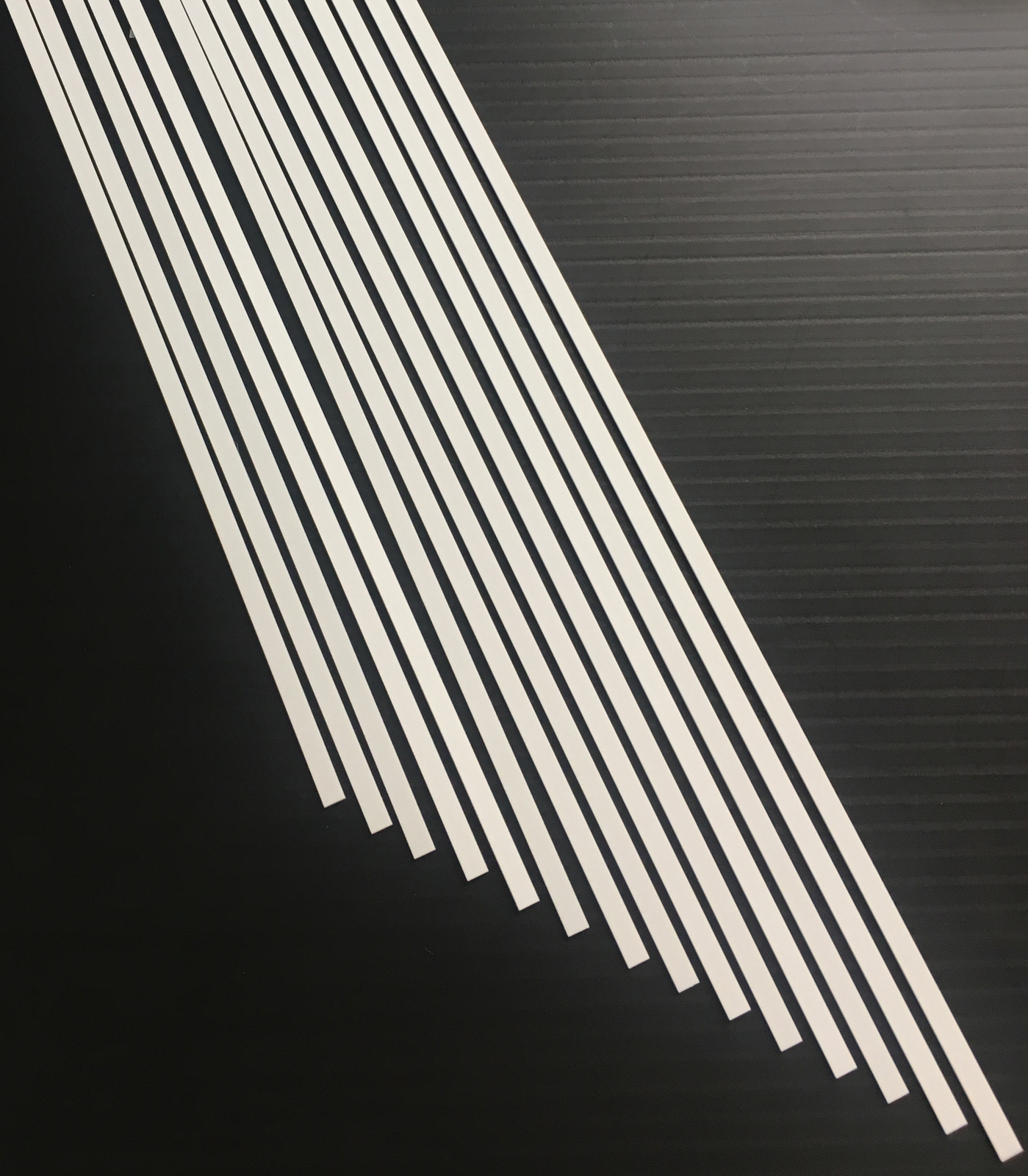 Evergreen, 14 Styrene Strip 600mm - 1.0 x 4.0mm 347